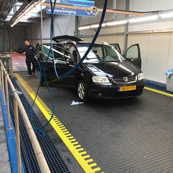 Indoor Car Wash - Automotive Shop in Alkmaar