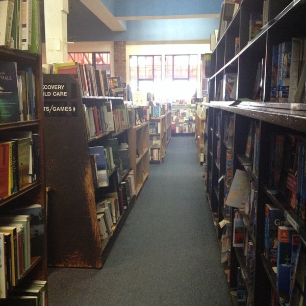 Small World Books - Bookstore in Venice