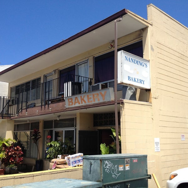 Nanding's Bakery - Kalihi - Palama - 918 Gulick Ave #1