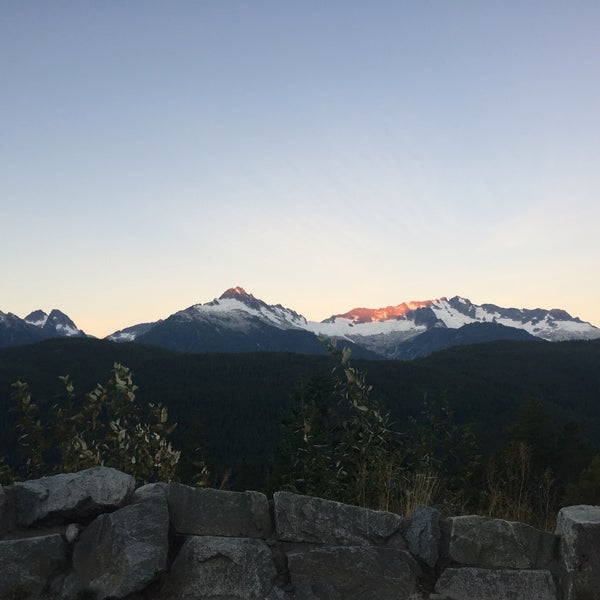 Tantalus Lookout - Scenic Lookout