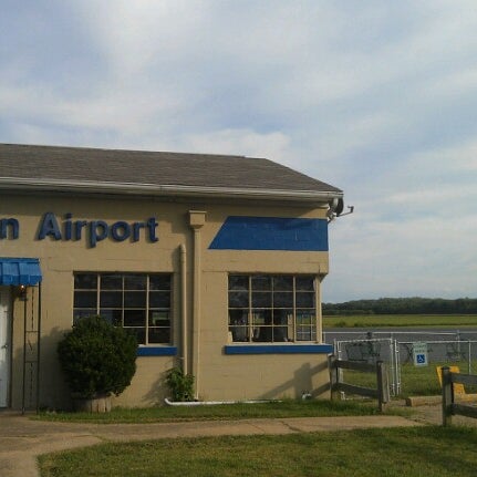 Shannon Airport - Fredericksburg, VA