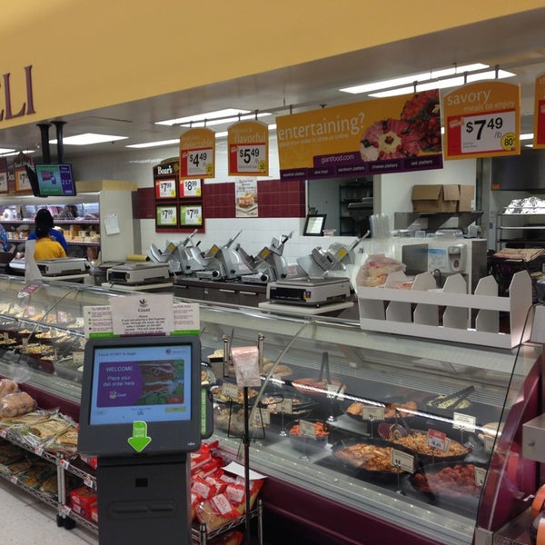 Super Giant - Grocery Store