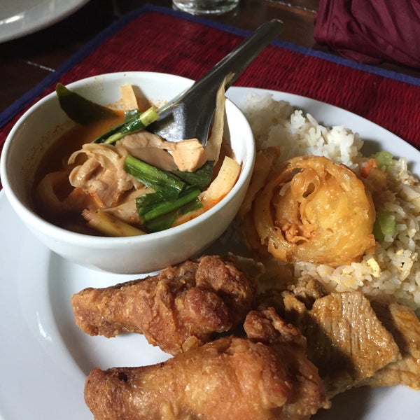 Bai Orchid & Butterfly - 13 tips from 1073 visitors