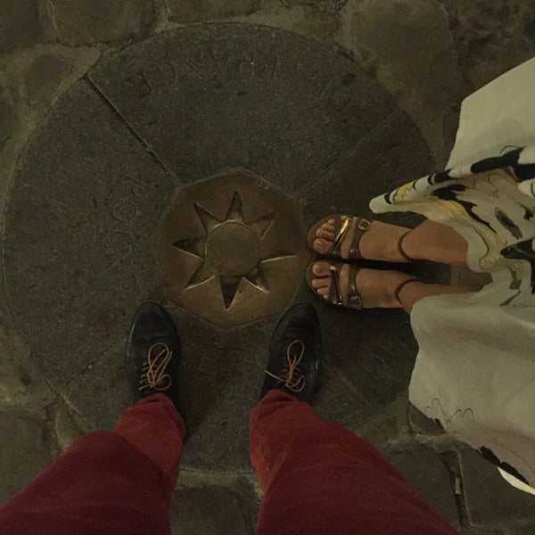 Point Zéro des Routes de France - Historic Site in Paris