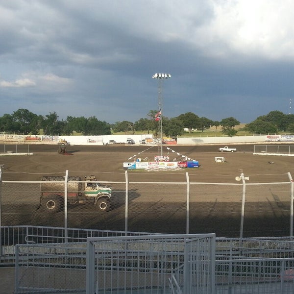 Kennedale Speedway Park - 301-499 S New Hope Rd