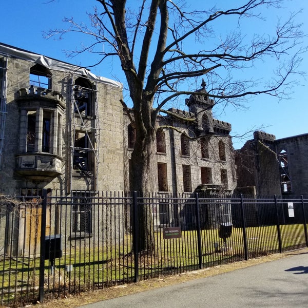 Smallpox Hospital - Roosevelt Island - 7 tips from 809 visitors