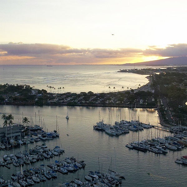 Hawaii Prince Hotel Waikiki and Golf Club - Hotel in Honolulu