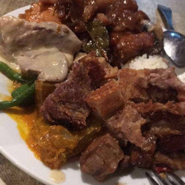 Bale Capampangan - Filipino Restaurant
