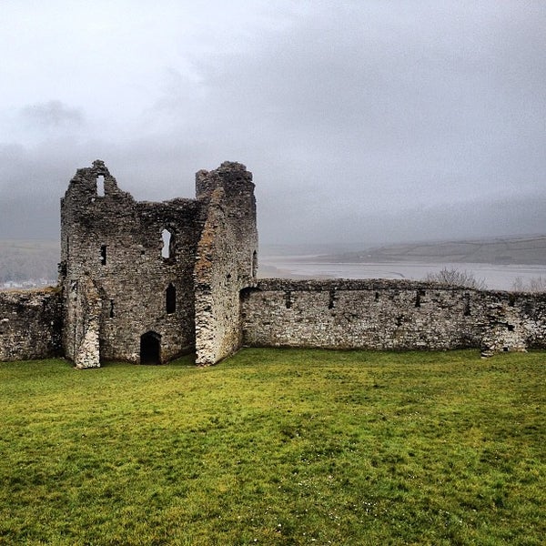 Llansteffan Castle
