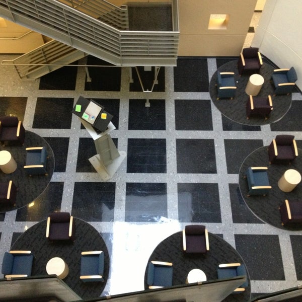 Boston University Photonics Center - College Classroom in Kenmore