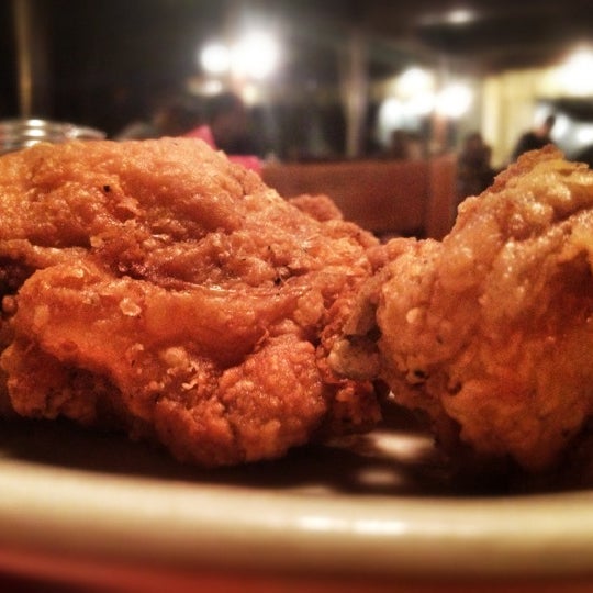 Stroud's Restaurant & Bar - Fried Chicken Joint in Northland