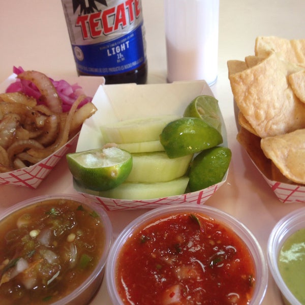 El Taco Tote - Taco Place in Nuevo Laredo