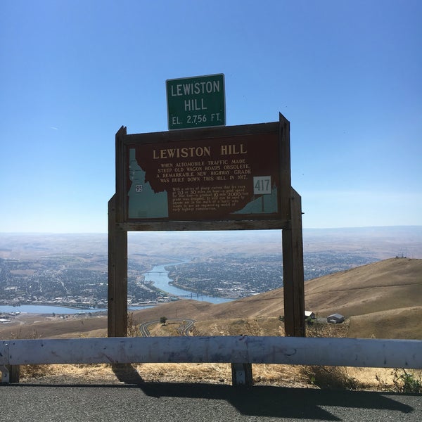 Lewiston Hill Overlook - Scenic Lookout