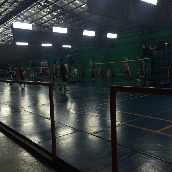 Shuttle Master Badminton Center - Carmona - 6 tips