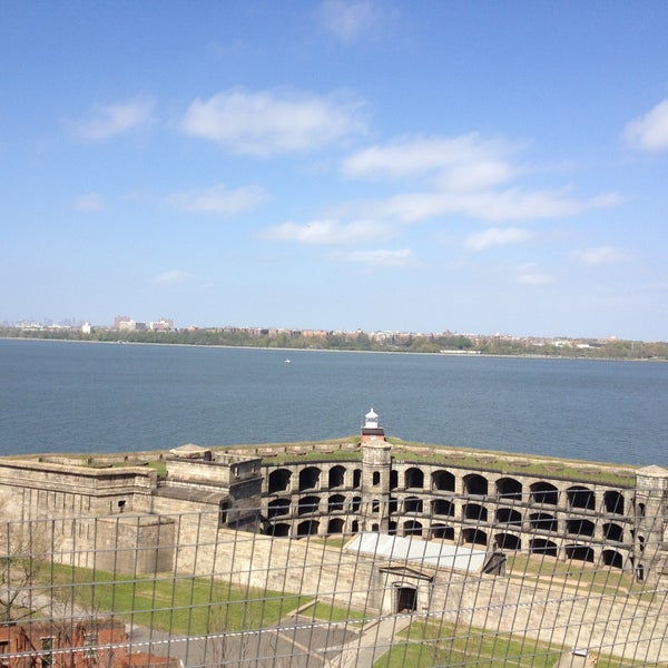 Fort Wadsworth - Historic Site in Fort Wadsworth