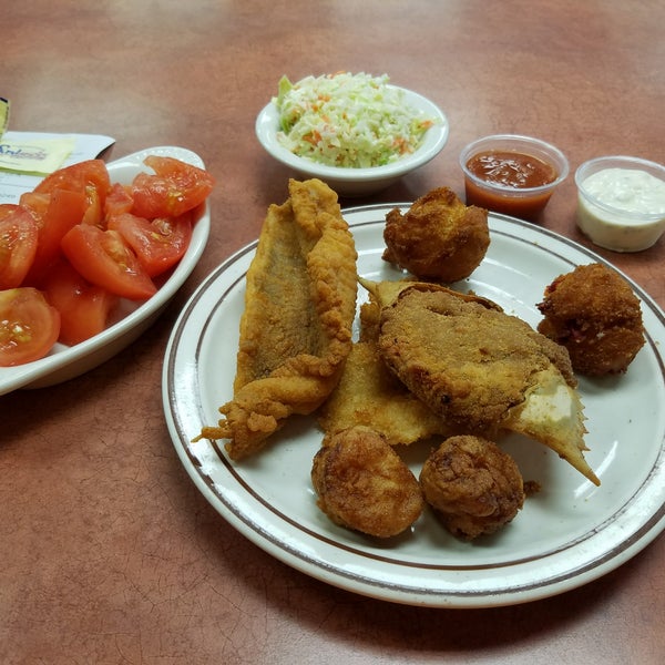 White River Fish Market - Seafood Restaurant in Tulsa