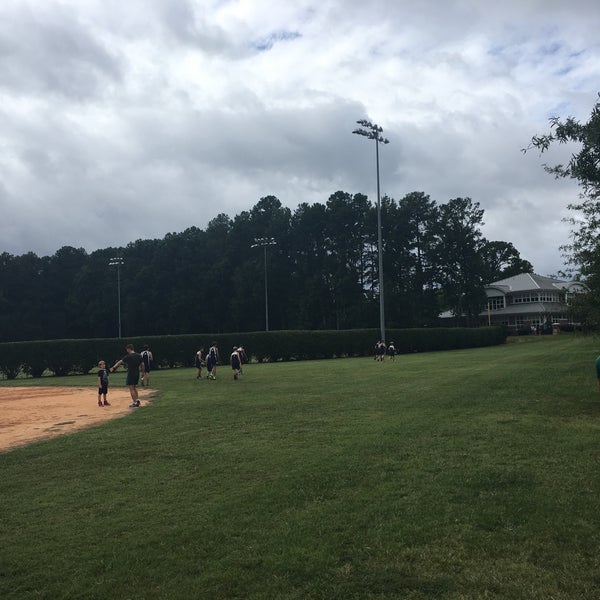 Ravenscroft School - North Raleigh - 7409 Falls of Neuse Rd