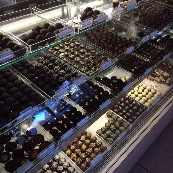Chocolat boutique - Candy Store in Fort Mill