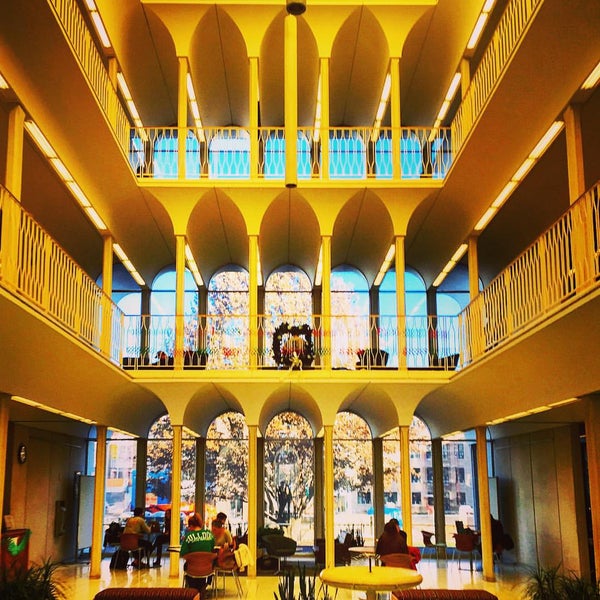 Irwin Library @ Butler University - Butler - Tarkington - 4553 Clarendon Rd