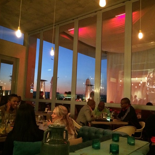 Life Grand Cafe - Waterfall Corner