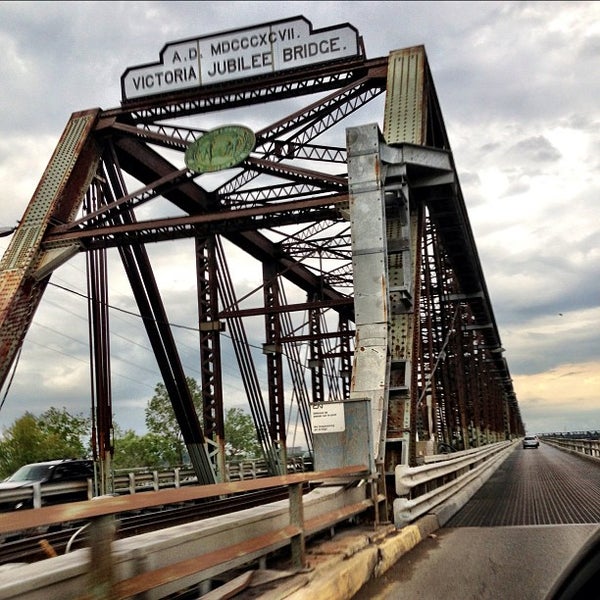 Pont Victoria - Ville-Marie - 10 tips from 830 visitors