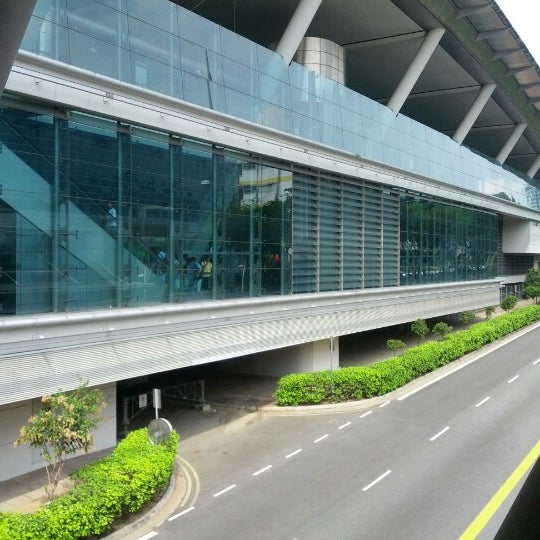 Dover MRT Station (EW22) - Central Region - 200 Commonwealth Ave. W
