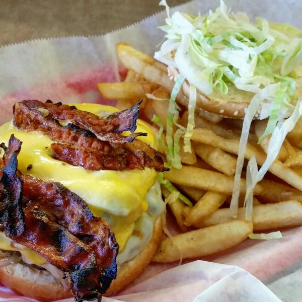 Poppy's Burgers & Subs - Murrells Inlet, SC