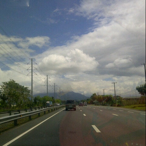 South Luzon Expressway (SLEx)