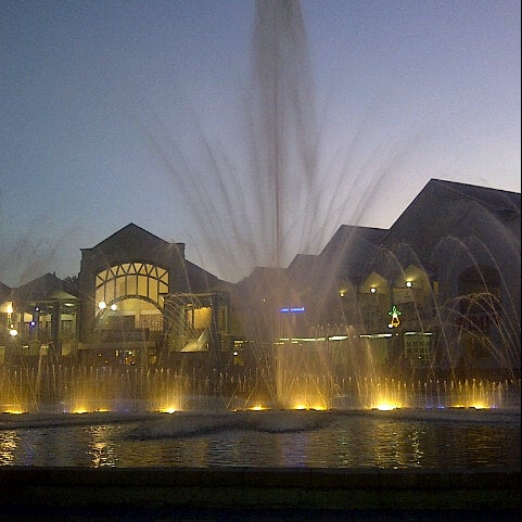 The Brightwater Commons - Republic Rd