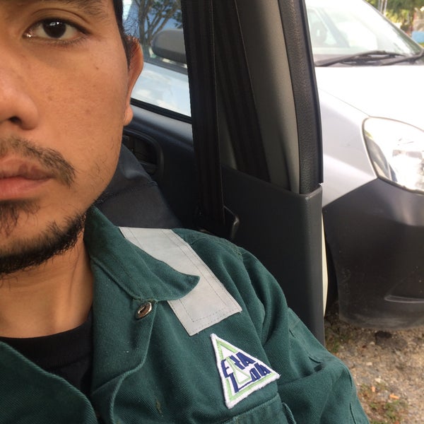 Petronas Methanol Labuan Logo