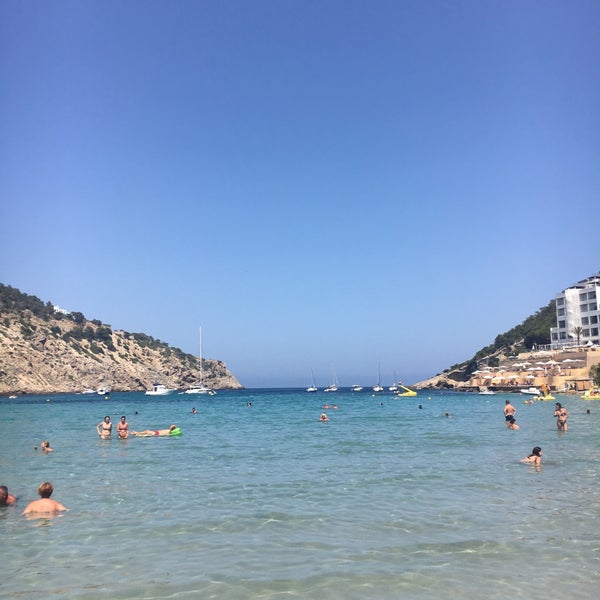 Cala Llonga - City