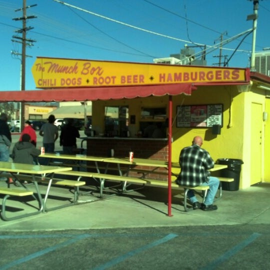 The Munch Box - Fast Food Restaurant in Chatsworth