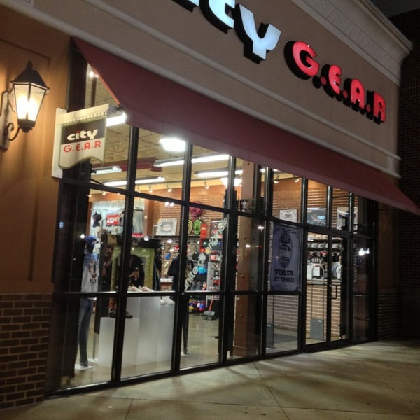 City Gear - 21 visitors