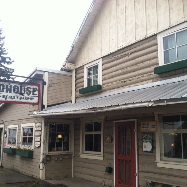 Talkeetna Roadhouse - American Restaurant