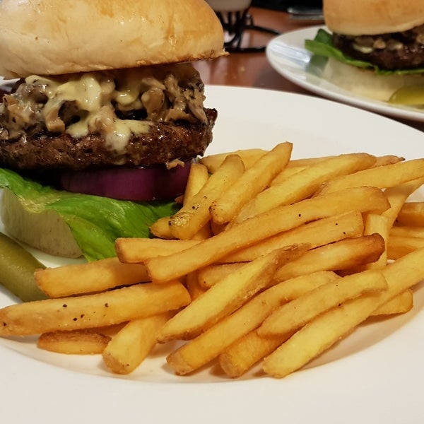 Tony Roma's - 12 tips from 1856 visitors