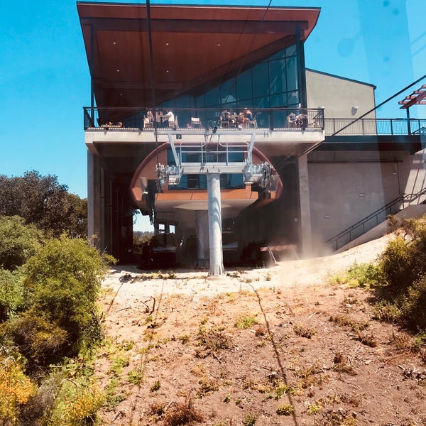 Oakland Zoo Gondola - California Trail Gondola Station