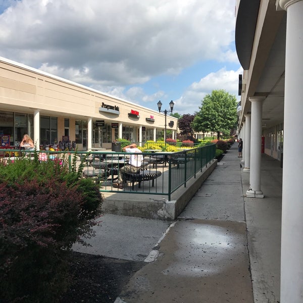 Photos at The Crossings Premium Outlets - 68 tips from 11713 visitors