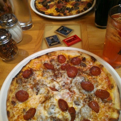 Matchbox Vintage Pizza Bistro - Pizza Place in Washington