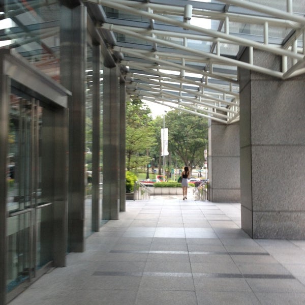 UE Square - Shopping Mall in Singapore