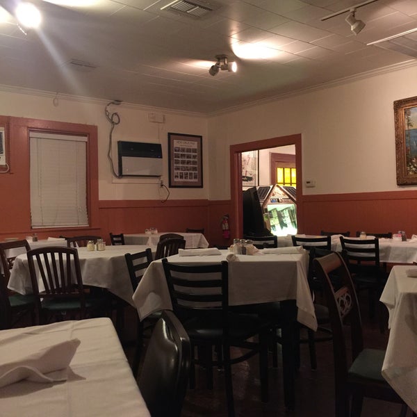 Mosca's Restaurant - 8 tips