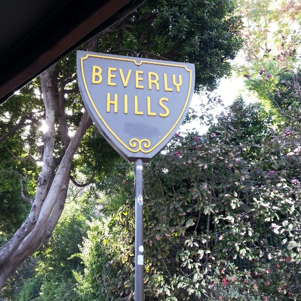 Beverly Hills Sign - General Travel in West Los Angeles