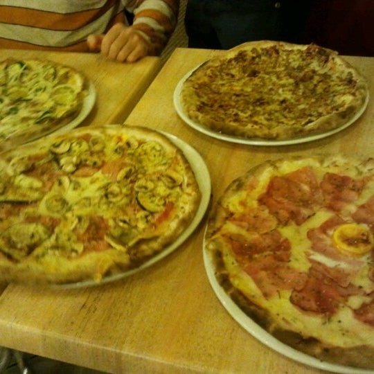 Pizzeria Pinocchio - Pizza Place in Pedreguer