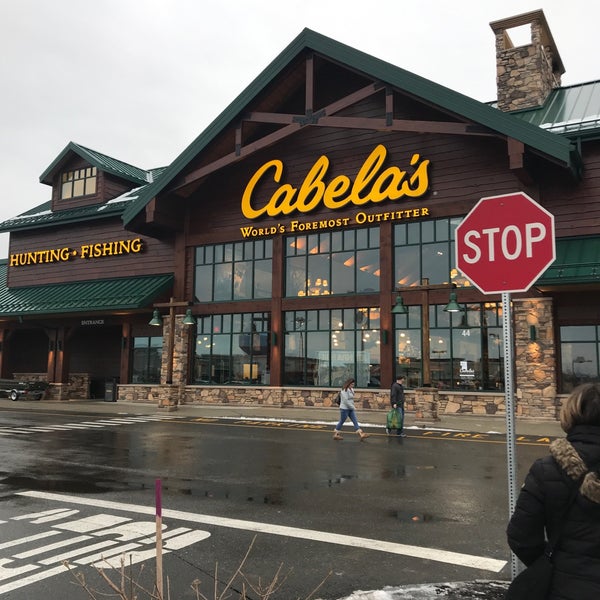 Cabela's - Hudson, MA