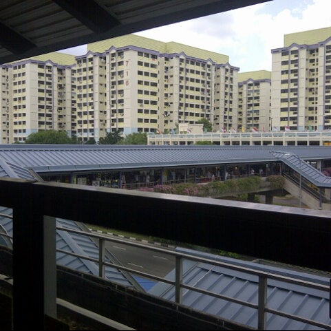 Admiralty MRT Station (NS10) - Train Station in Woodlands