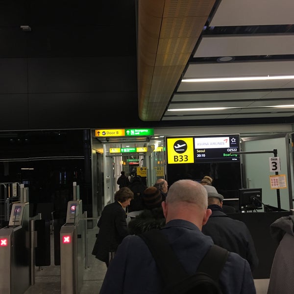 Gate B33 - 2 tips from 549 visitors