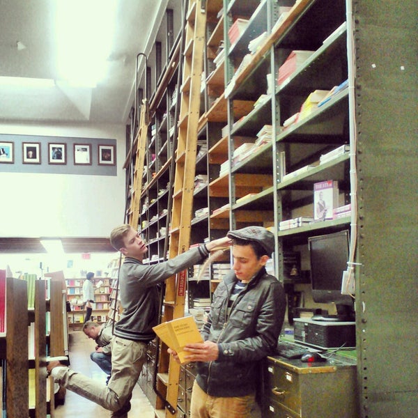 Samuel French Inc. - 7623 W Sunset Blvd