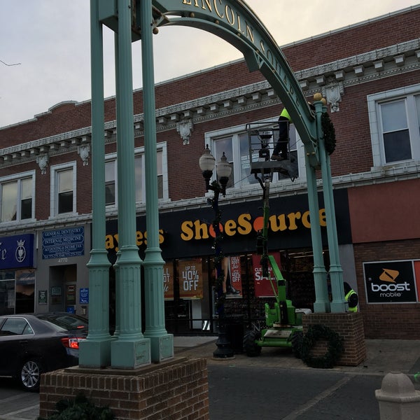 Lincoln Square - Ravenswood - Chicago, IL