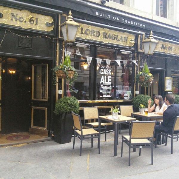Lord Raglan - Pub in Aldersgate