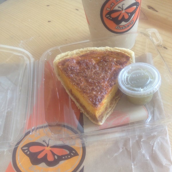 La Monarca Bakery - Bakery in Los Angeles