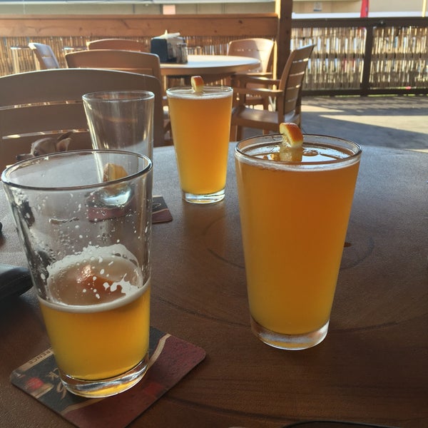 Ruby Street Bar & Grill - American Restaurant